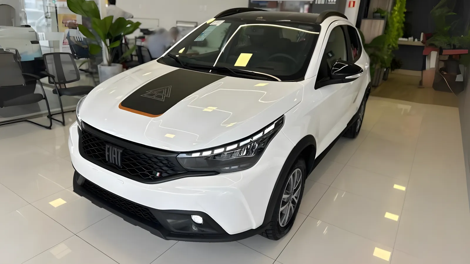 Novo Fiat Argo Trekking 2026: Tudo sobre desempenho e consumo do hatch superior ao Polo Track